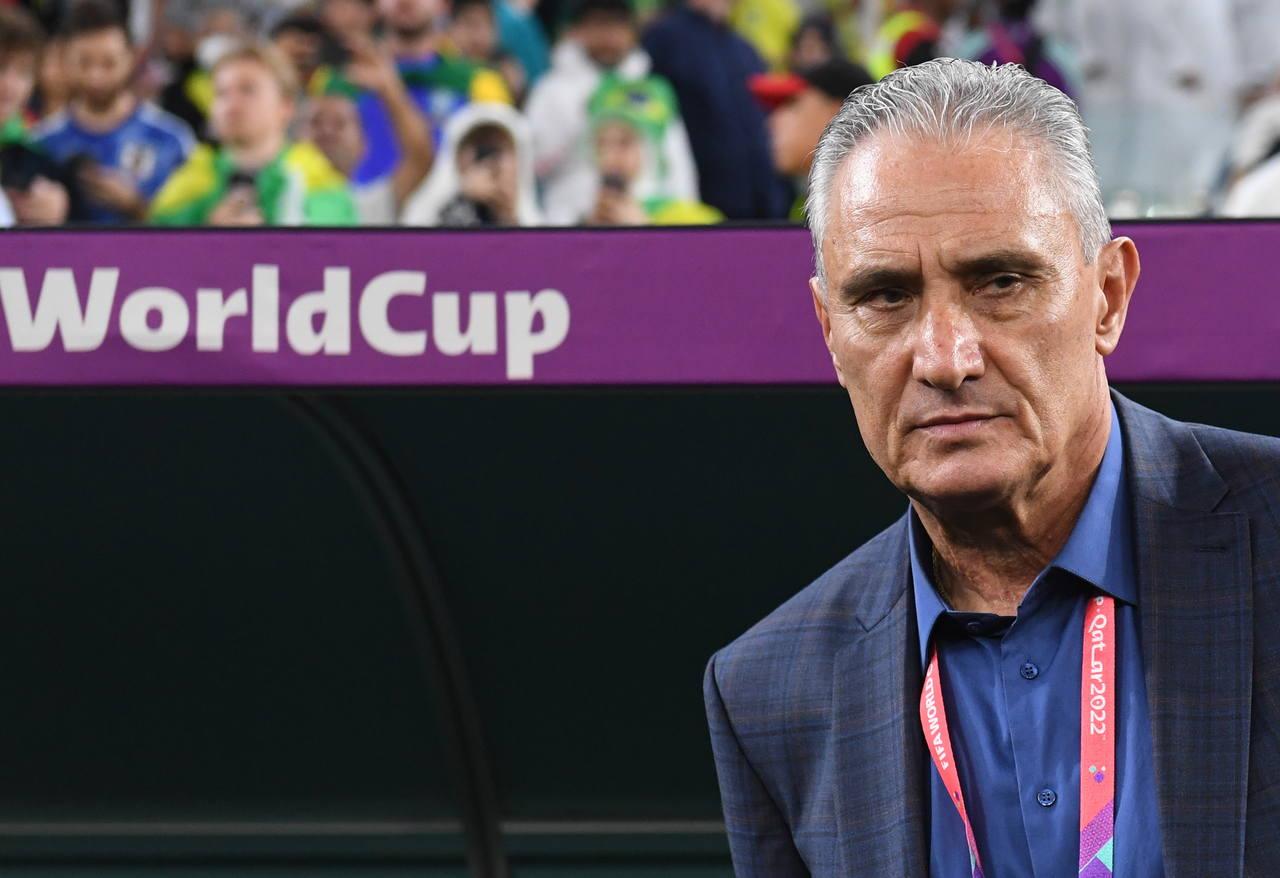 Narrador vê Flamengo refém de indecisão de Tite e critica postura: 'Não ...