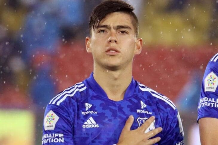 Foto indica qual deve ser o número de Daniel Ruiz no Santos - Lance!