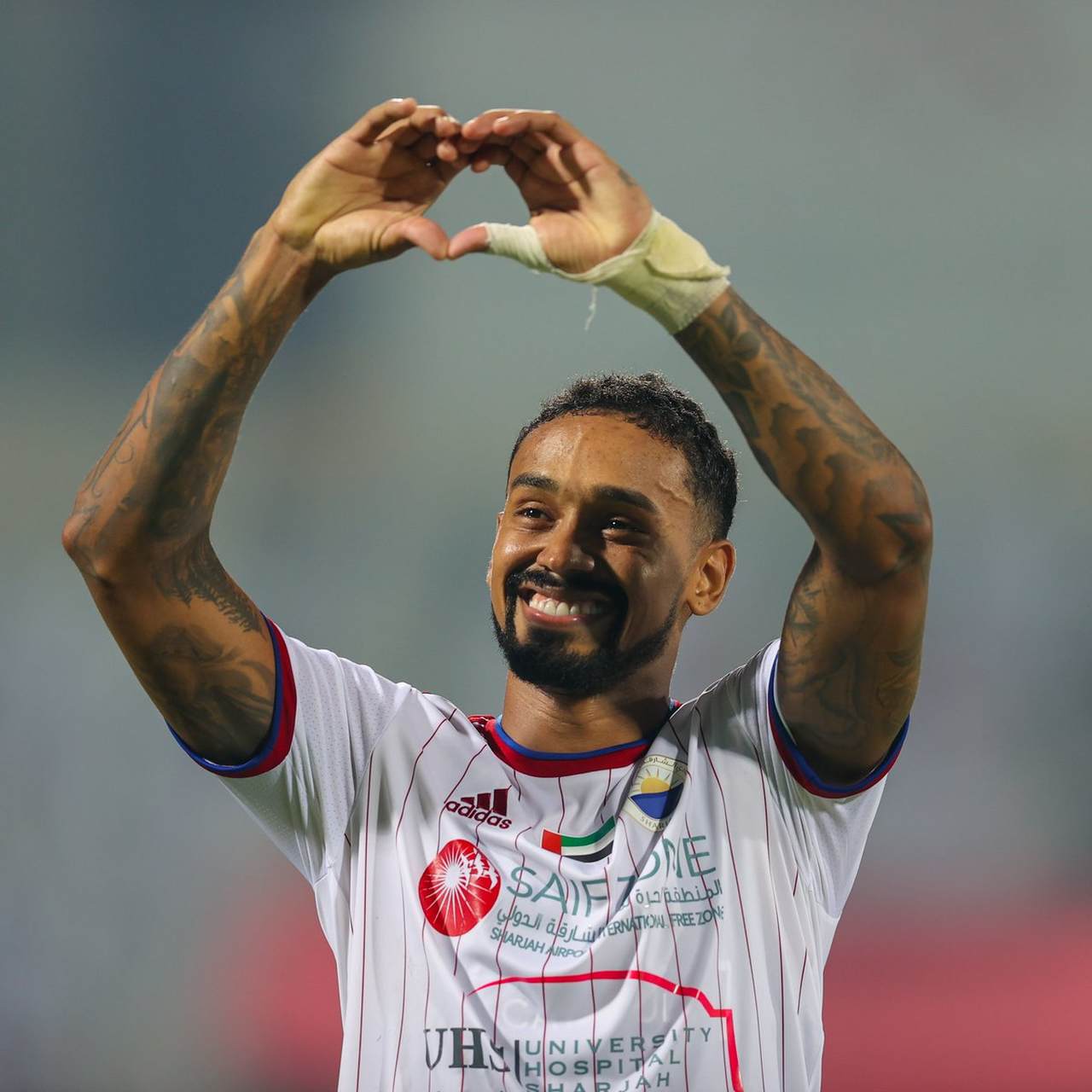 Campeão e centenário no Sharjah, Caio Lucas comemora ‘fase especial’ - Lance!