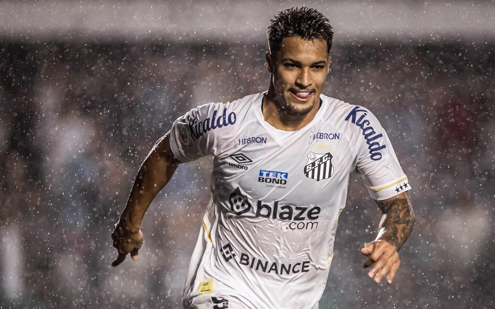 Santos precisa de venda no meio do ano e aposta em Marcos Leonardo para ...