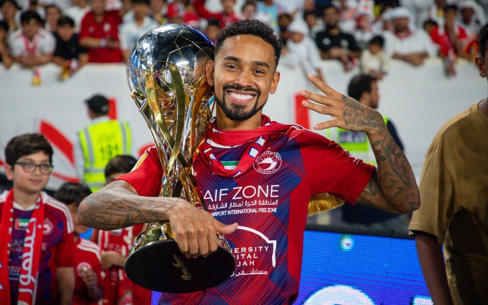 Caio Lucas celebra temporada nos Emirados Árabes: ’Não é todo dia que ...