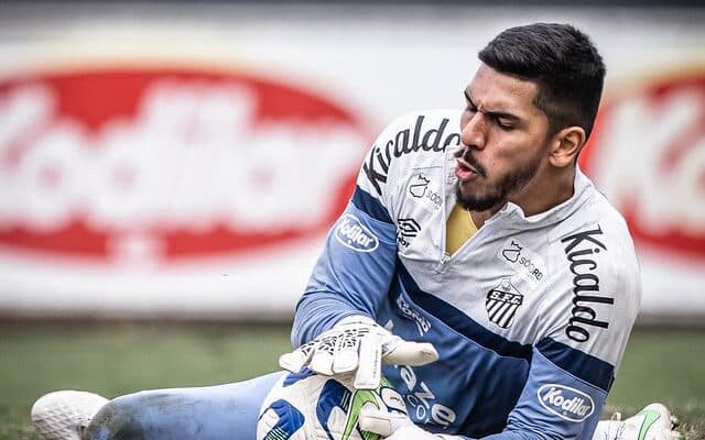 Santos: João Paulo evolui, mas segue como dúvida - Lance! Santos: João Paulo evolui, mas segue como dúvida - Lance!