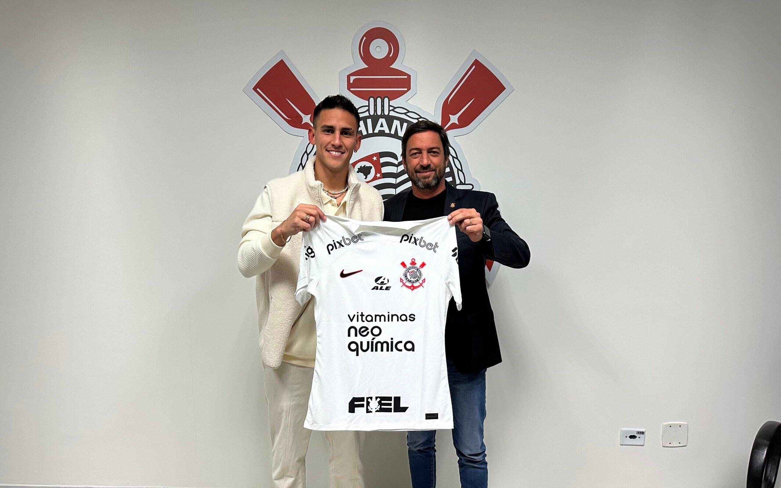 Corinthians anuncia o meia Matías Rojas - Lance!