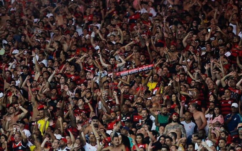Quais são as maiores torcidas do Brasil? Veja pesquisas recentes - Lance!