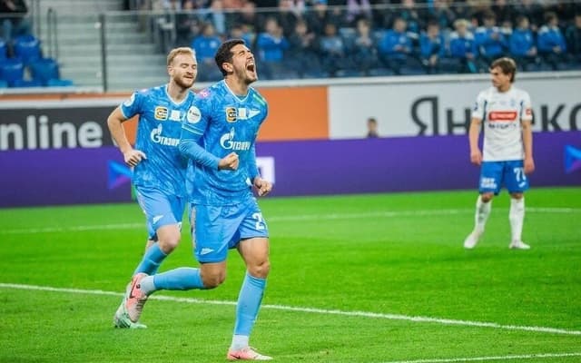 Zenit volta a demonstrar interesse na contratação de Jhon Arias, do ...