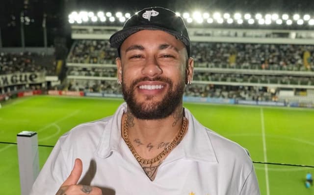 Relembre a primeira passagem de Neymar pelo Santos