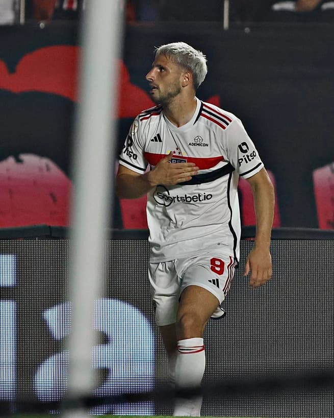 Quem pode ser reserva imediato de Calleri no São Paulo? - Lance!