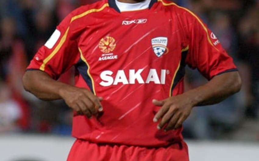 Colorado Jô realiza primeira atividade após artroscopia - Lance!