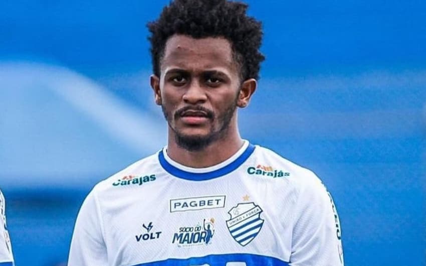 Dedé celebra primeiro gol pelo time profissional do CSA: 'Vou lembrar ...