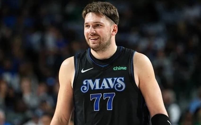 Luka Doncic marca 73 pontos, aniquila recordes e leva internautas à ...
