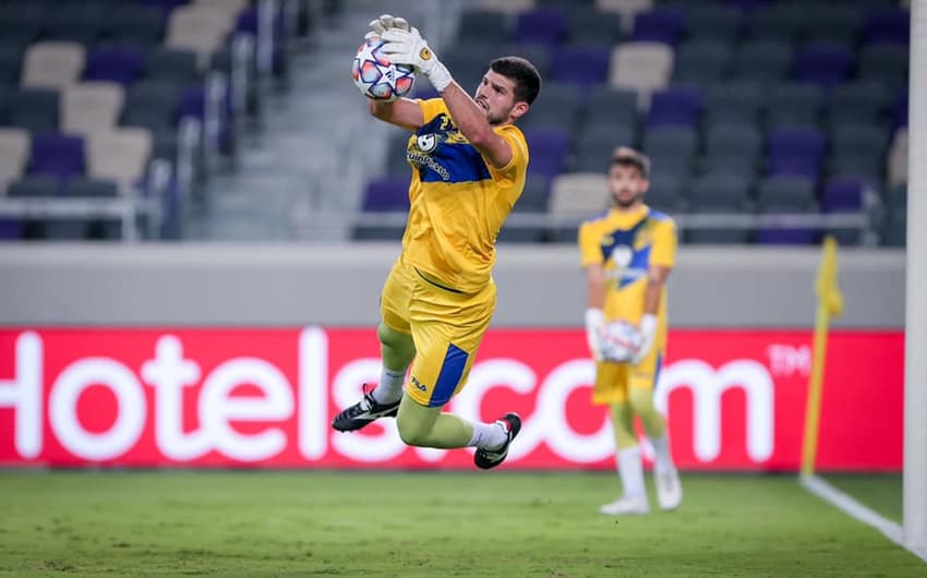 Maccabi, de Daniel Tenenbaum, busca a vaga na fase de grupos da Liga ...