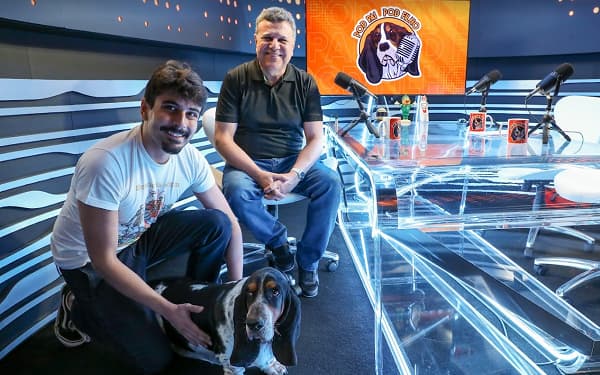 Podcast em família! Téo José estreia programa com filho na plataforma ...