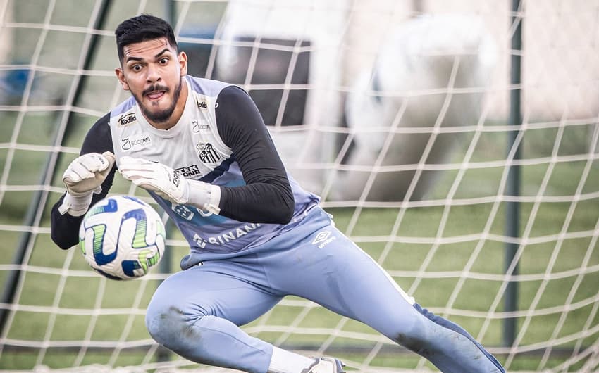 João Paulo se aproxima de definição sobre futuro no Santos - Lance! João Paulo se aproxima de definição sobre futuro no Santos - Lance!