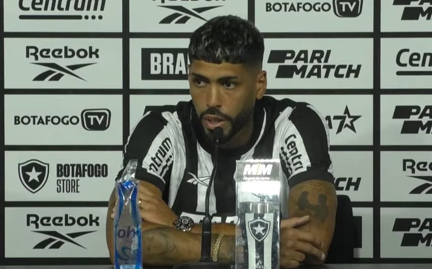 Apresentado pelo Botafogo, Barboza revela outras propostas e explica ...