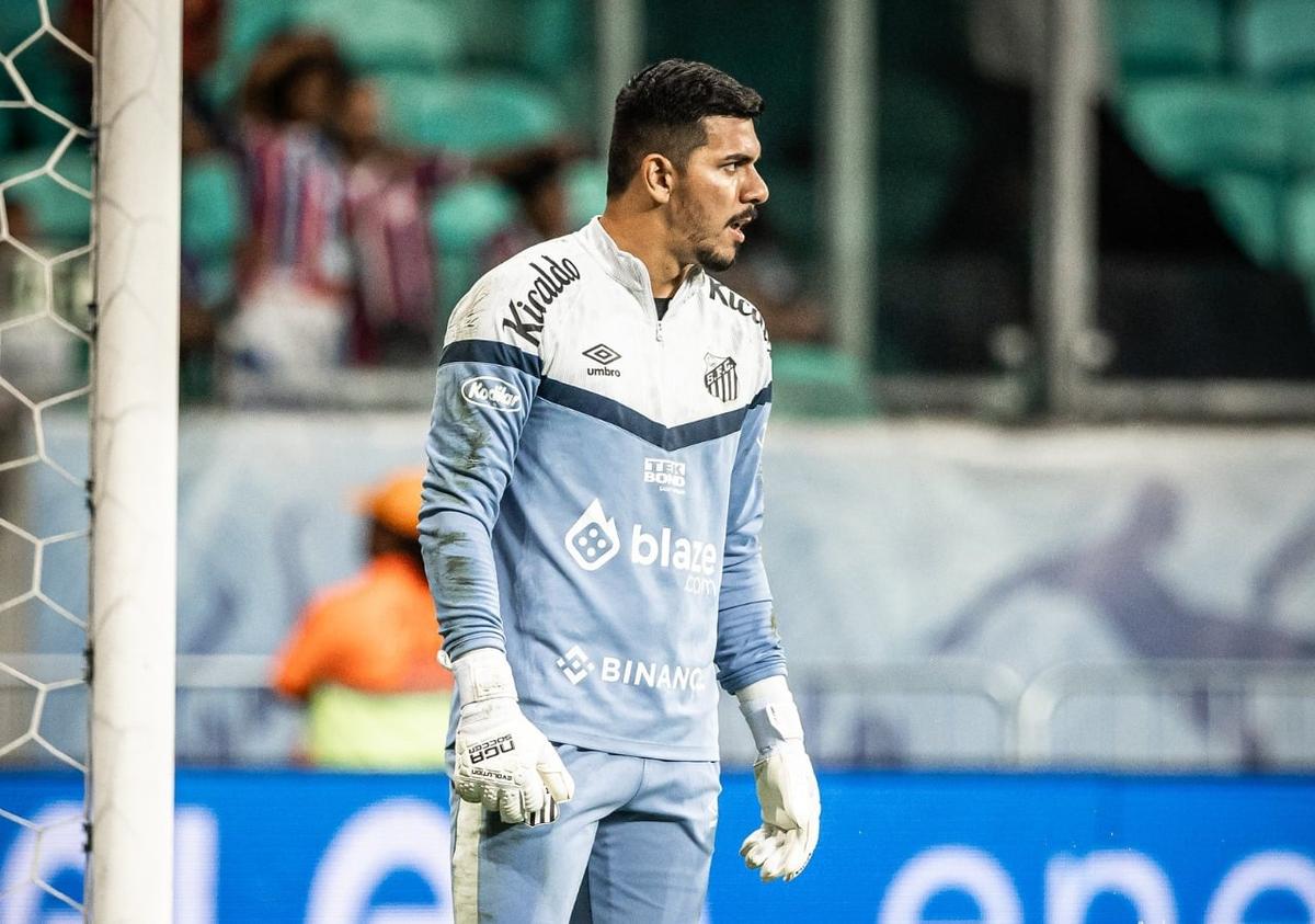 João Paulo se aproxima de definição sobre futuro no Santos - Lance!