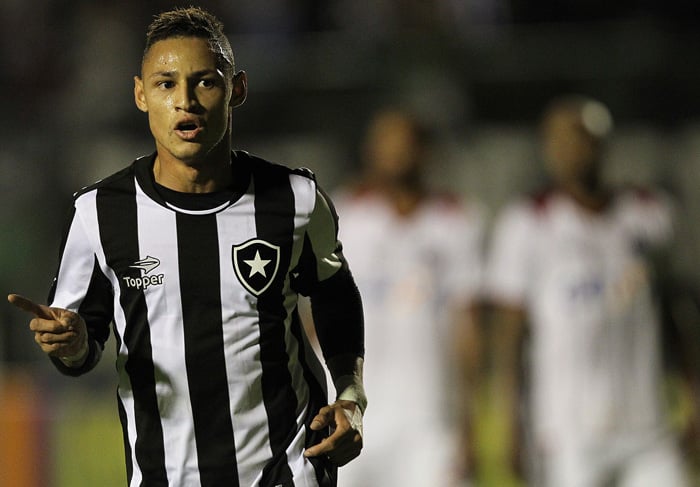 Na Ásia, Neilton relembra passagem pelo Botafogo: 'Guardo no coração ...
