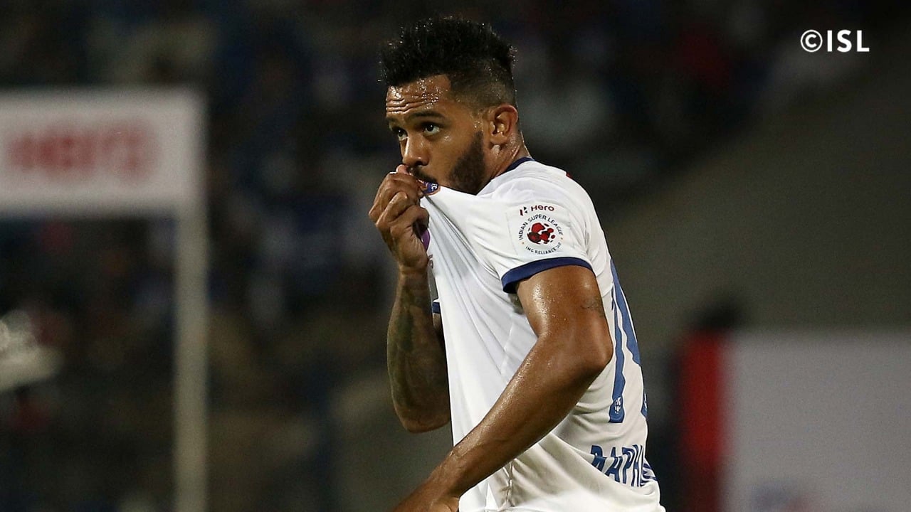 Após gol, título e premiações, Raphael Augusto comemora: 'Momento ...