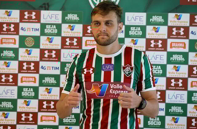 Nathan Ribeiro chega ao Fluminense e sonha com Seleção Brasileira - Lance!