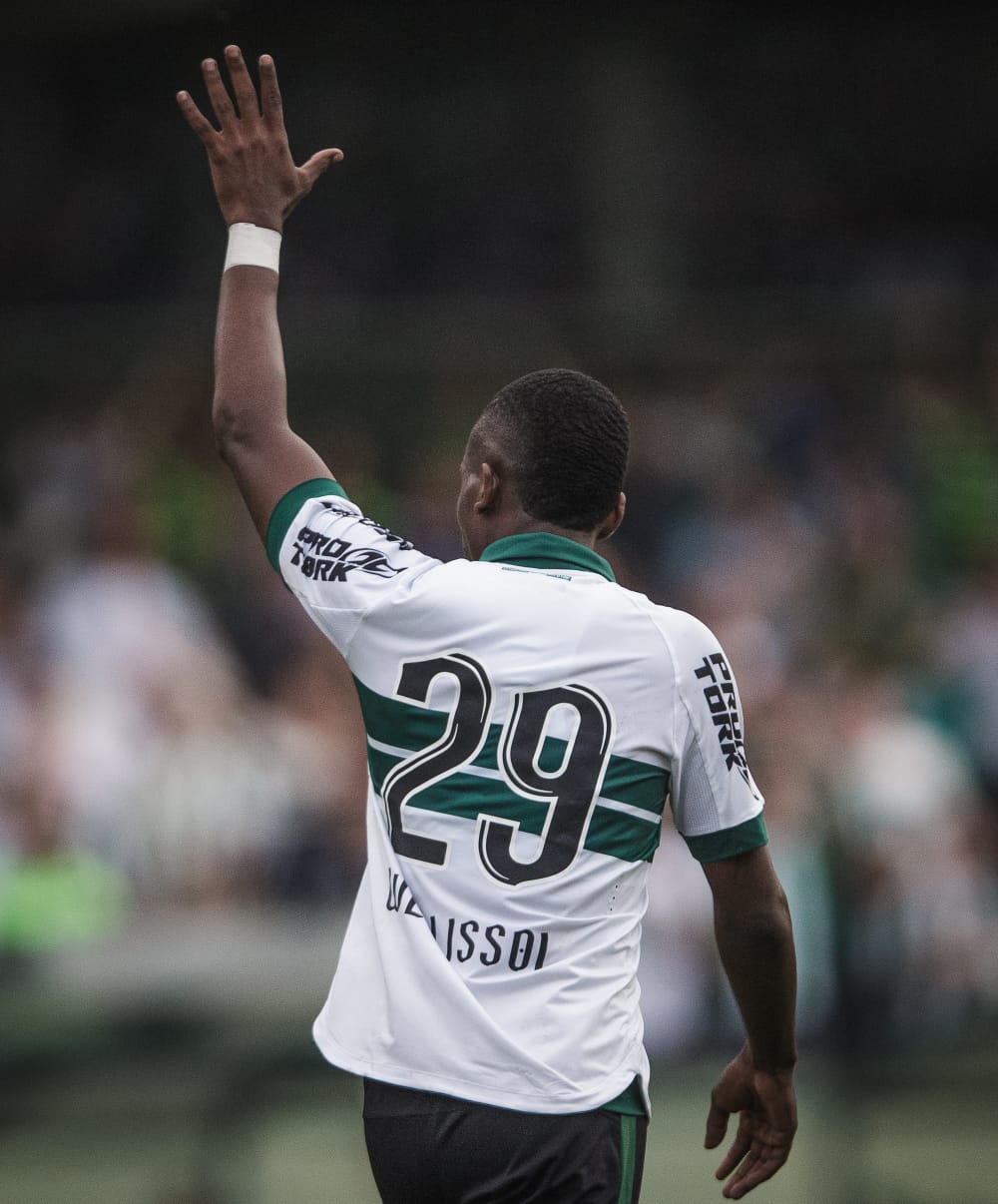 Wellissol avalia estreia como titular no Coritiba: 'Muito feliz' - Lance!