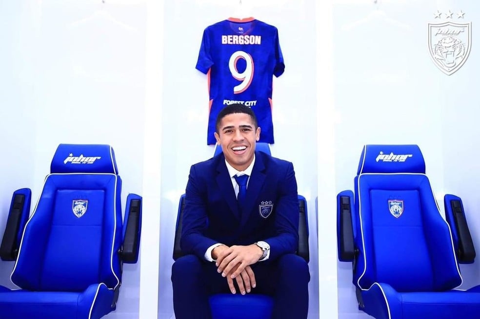 Bergson, ex-Fortaleza, é apresentado com limusine em clube da Malásia ...