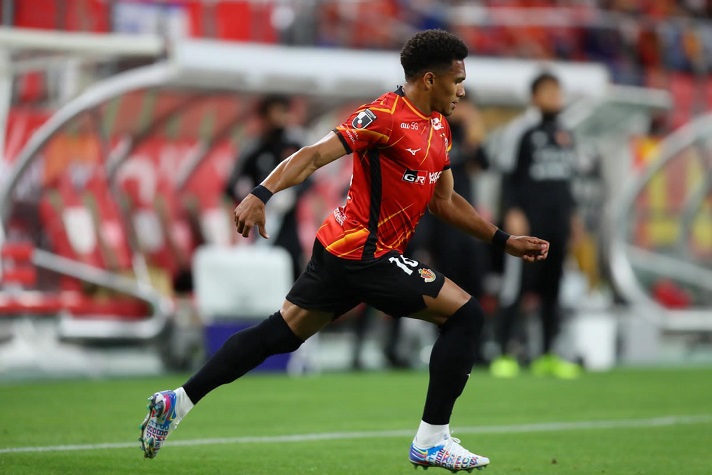 Responsável por 40% dos gols, Mateus Castro comemora início do Nagoya ...