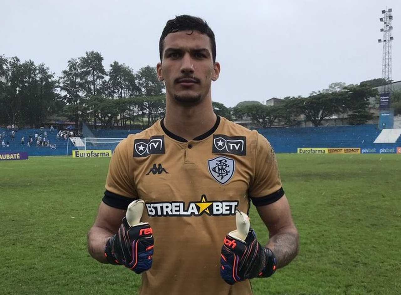 Goleiro do Botafogo na Copinha, Maurício comemora sequência: ‘Tem que ...
