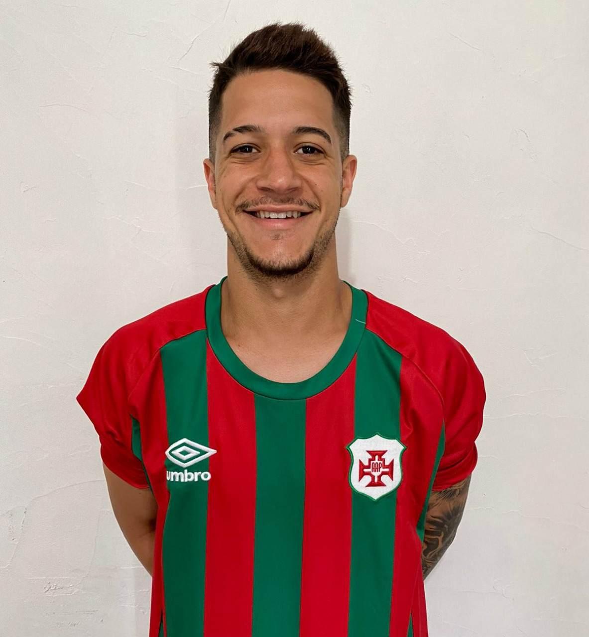Lucas Góes comenta sobre preparação da Portuguesa Santista para o ...