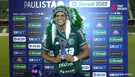 Lucão do Break manda passinho em entrevista e vira manchete em portais ...