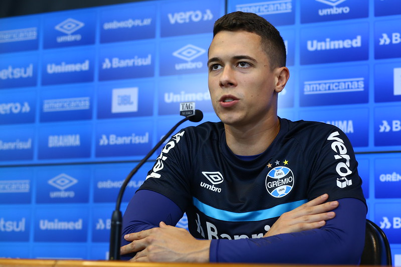 Goleiro Brenno vive semana especial no Grêmio - Lance!