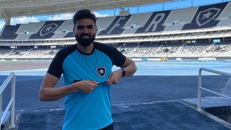 Botafogo acerta contratação de goleiro para equipe sub-20 - Lance!