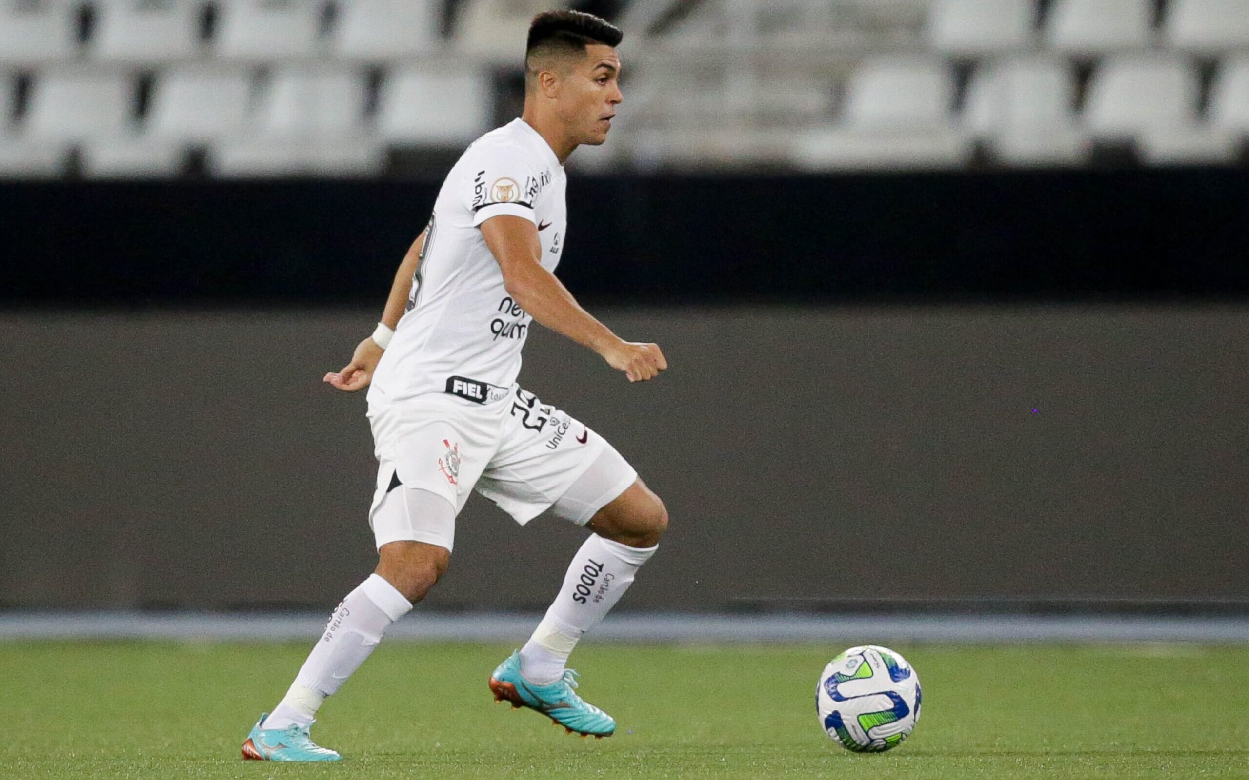 Roni lamenta derrota do Corinthians e espera melhora física e mental da ...