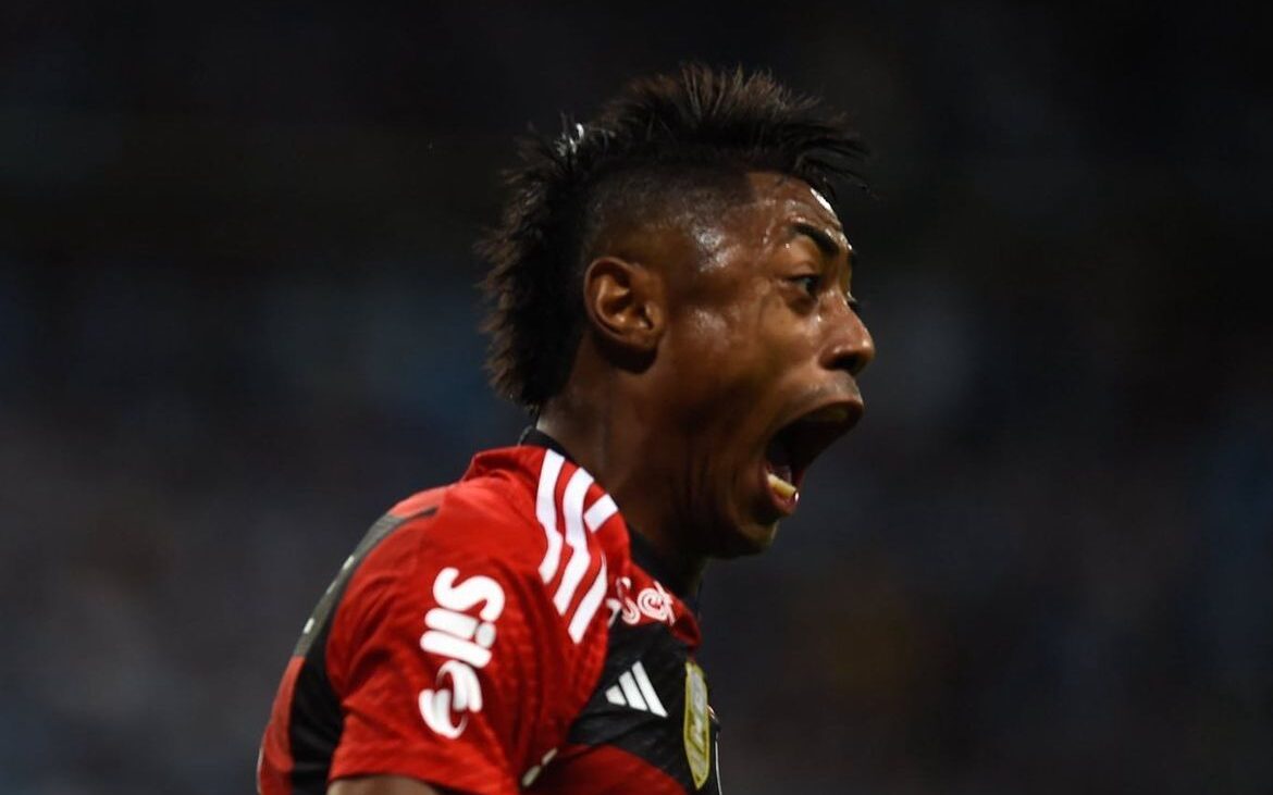 Bruno Henrique comemora 200 jogos pelo Flamengo com protagonismo e ...