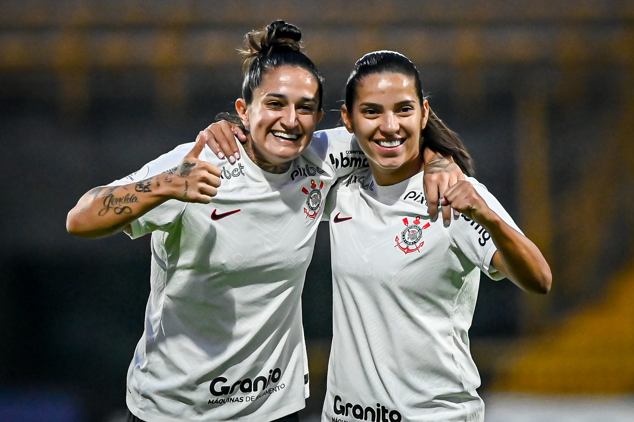 Millene brilha, e Corinthians atropela o Always Ready pela Libertadores ...