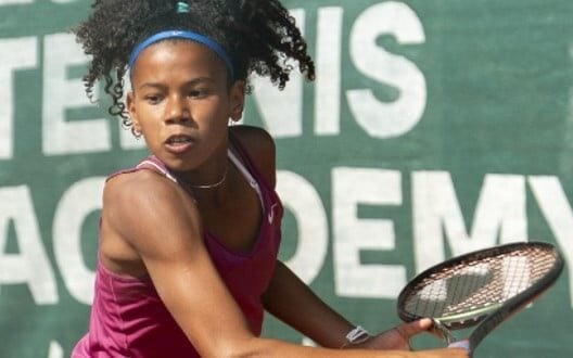 Victoria Barros conquista, em Dubrovnik, seu maior título - Lance!