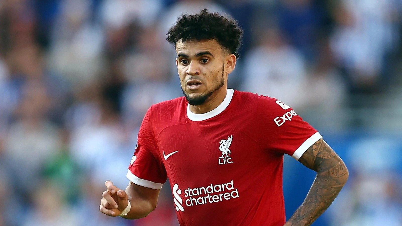 Luis Díaz, atacante do Liverpol, dedica a conquista da Copa da Liga ...