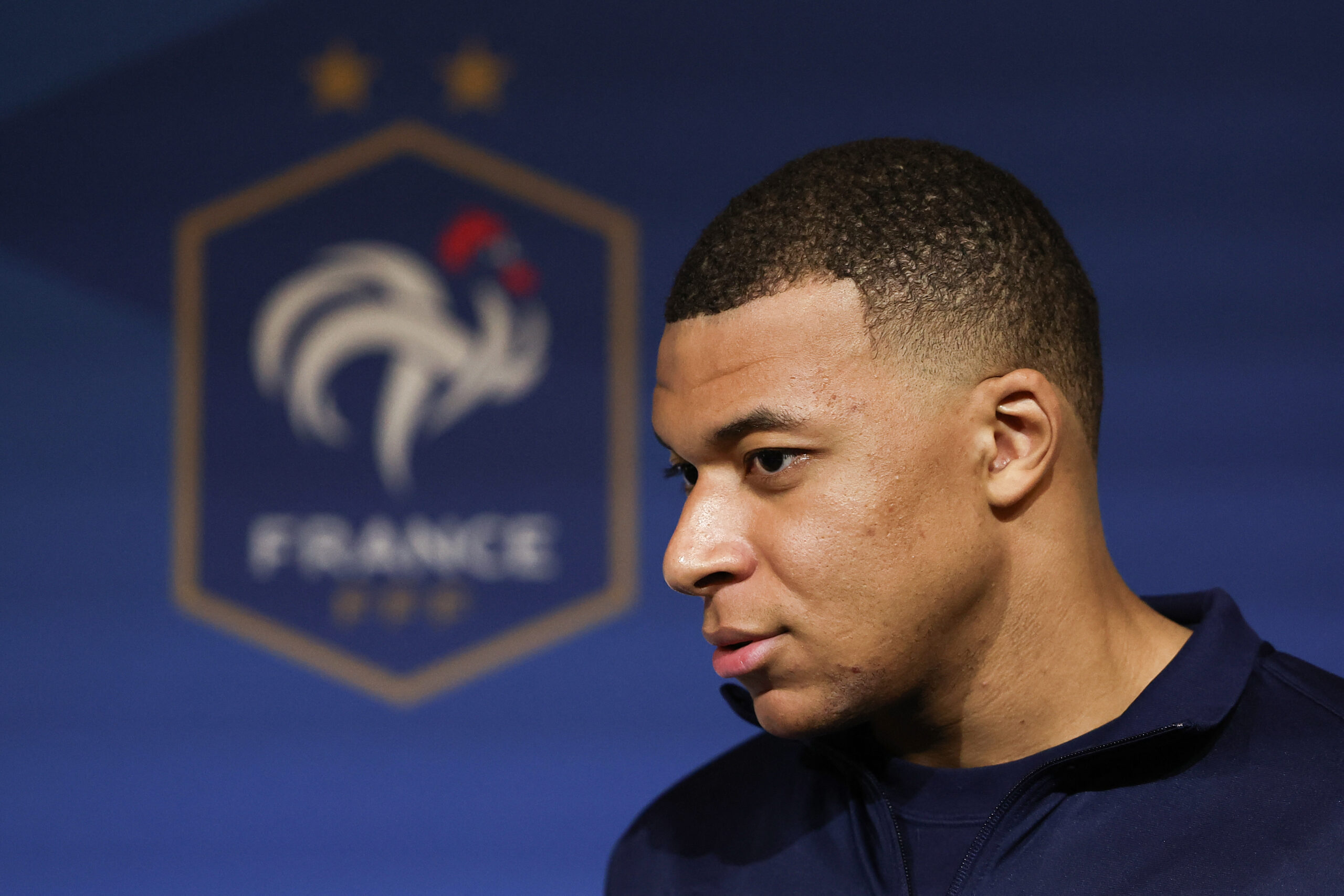 Ex-PSG revela o porquê de Mbappé atrasar seu anúncio ao Real Madrid